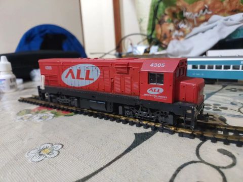 "trem eletrico frateschi" no Brasil