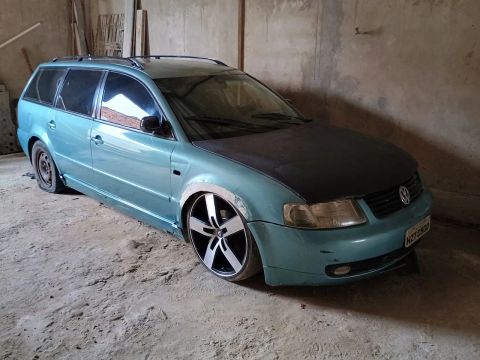 VOLKSWAGEN PASSAT 1999 Usados e Novos