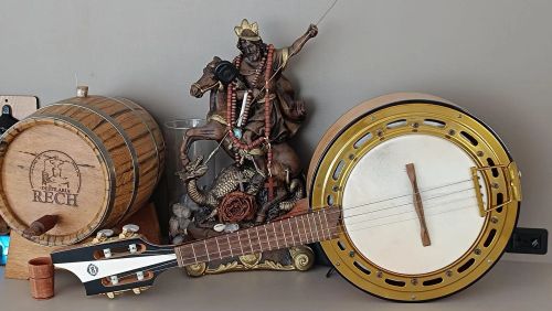 "instrumento musical banjo" - Instrumentos musicais no Brasil