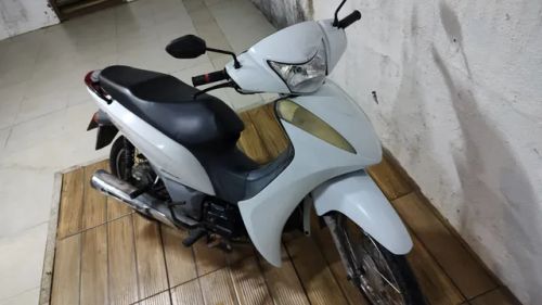 Motos HONDA BIZ no Brasil