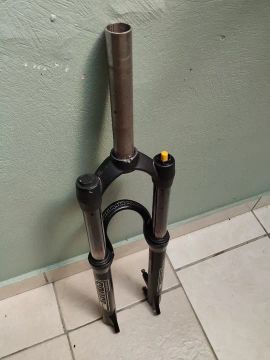 "suspensao manitou" no Brasil