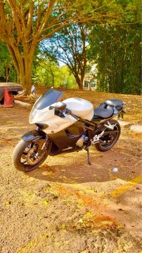 Motos KASINSKI COMET no Brasil