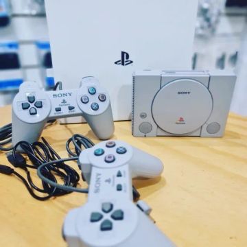 "playstation 1 classico" - Consoles de Vídeo Game no Brasil