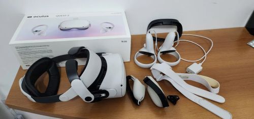 "oculus quest 2" - Consoles de Vídeo Game no Brasil