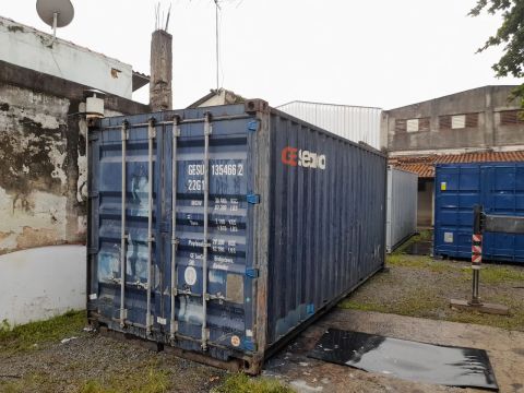 "container 20 pes" no Brasil