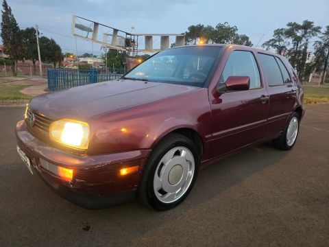 VOLKSWAGEN GOLF 1998 Usados e Novos