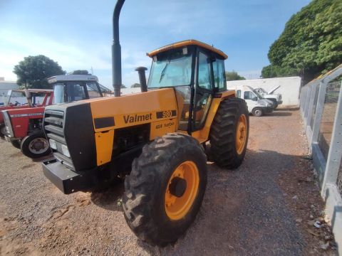 "valmet 85 id" - Tratores e máquinas agrícolas no Brasil