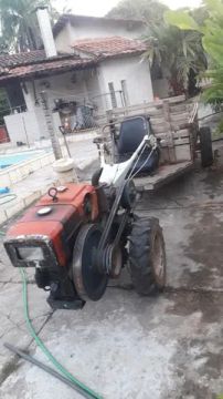 "trator tobata" no Brasil