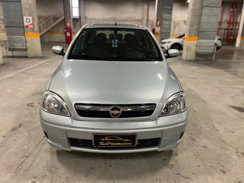 hatches CHEVROLET CORSA 2011 Usados e Novos