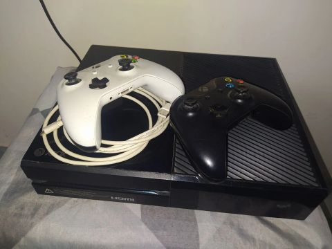 "xbox one 500 gb" - Consoles de Vídeo Game no Brasil