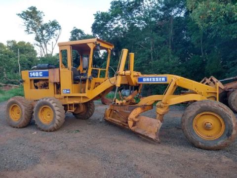 "maquinas patrola" no Brasil