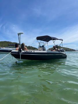 "lancha fly fish" no Brasil