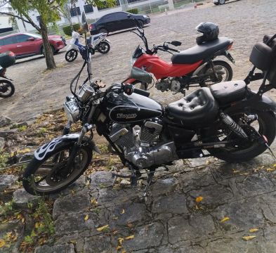 Motos DAFRA KANSAS no Brasil