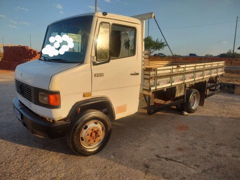 "caminhao mb 709" - Caminhões no Brasil