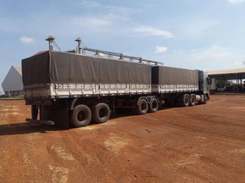 "carretas bitrens" no Brasil