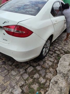 JAC J5 Usados e Novos