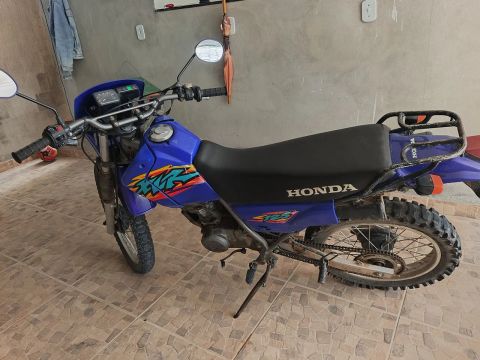 Motos HONDA XLR no Brasil