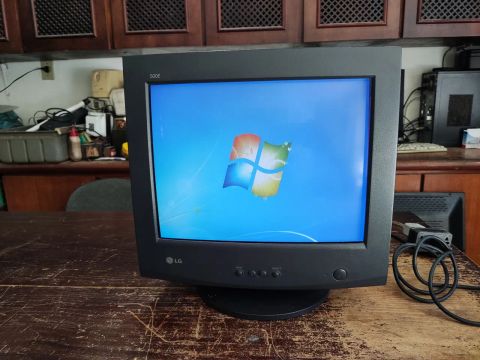 "monitores de tubo" - Monitores no Brasil