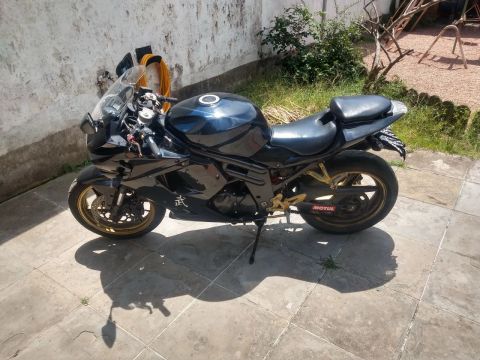 Motos KASINSKI COMET no Brasil