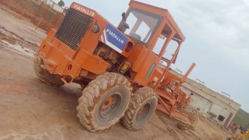 "maquinas patrola" no Brasil