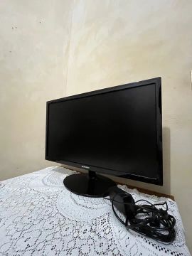 "monitor full hd 24 polegadas" no Brasil