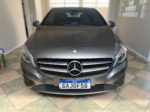 MERCEDES-BENZ A-200 2015 Usados e Novos