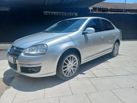 VOLKSWAGEN JETTA 2007 Usados e Novos