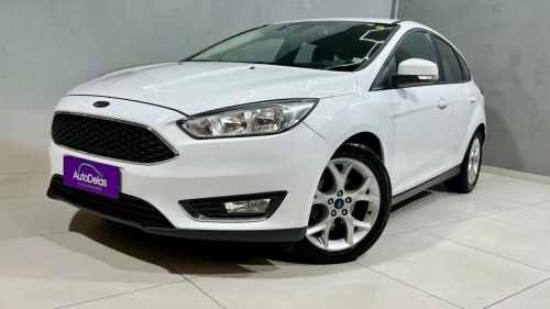 FORD FOCUS 2016 Usados e Novos