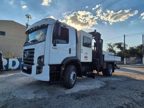 "caminhao cabinado" no Brasil