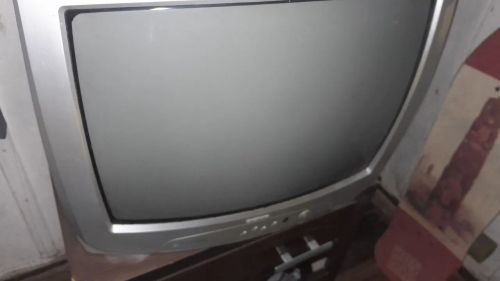 "tv de tubo antiga" - TVs no Brasil