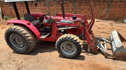 "trator com concha" - Tratores e máquinas agrícolas no Brasil