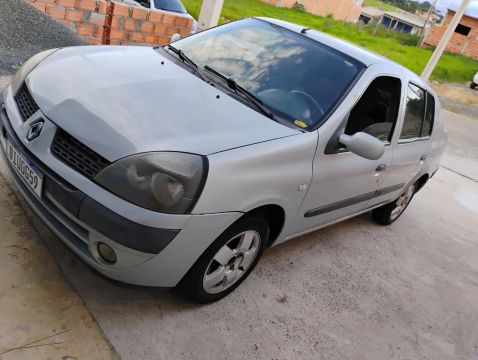 RENAULT CLIO 2003 Usados e Novos