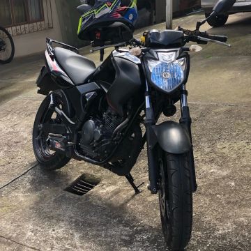 Motos YAMAHA FAZER 2008 no Brasil