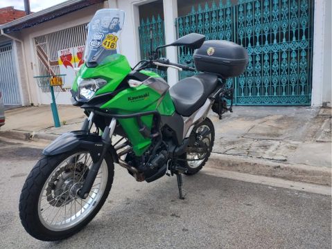 Motos KAWASAKI VERSYS no Brasil