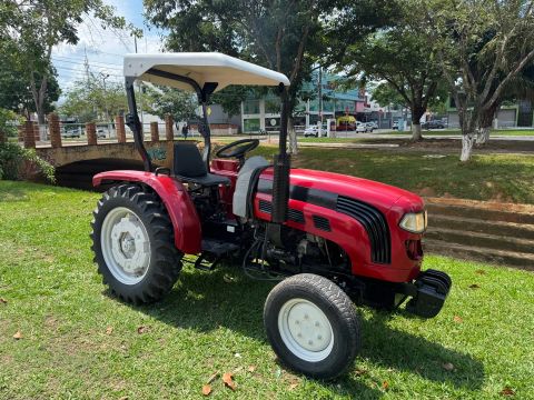 "trator pequeno" no Brasil
