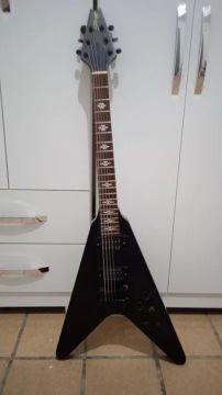 "guitarras flying v" - Instrumentos musicais no Brasil