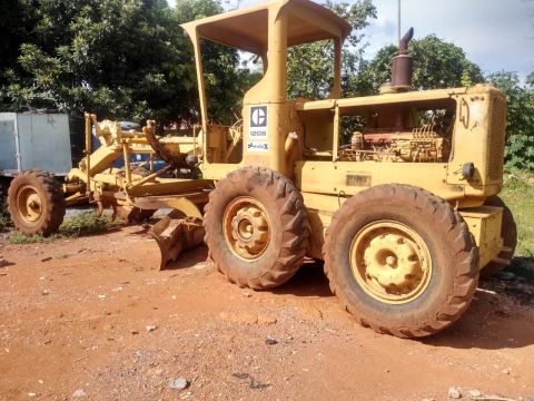 "maquinas patrola" no Brasil