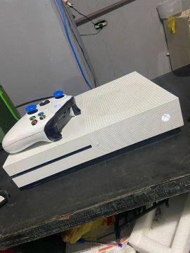 "xbox one slim" - Consoles de Vídeo Game no Brasil