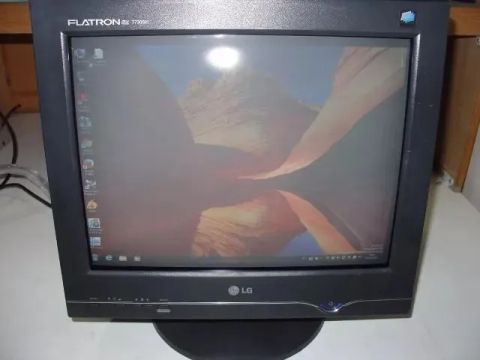 "monitor tubo crt" no Brasil