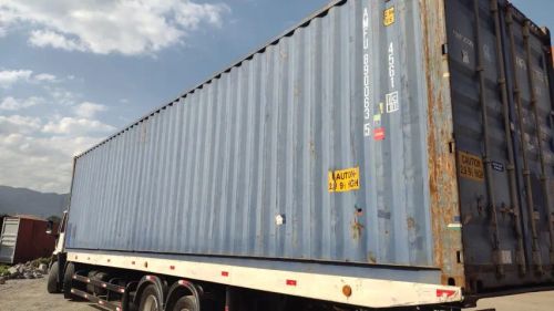 "container de 40 pes" no Brasil