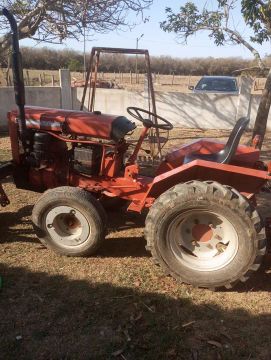 "trator agrale 4100" - Tratores e máquinas agrícolas no Brasil