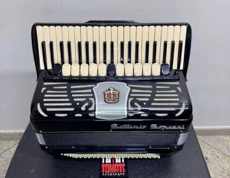 "acordeon quarta de voz" - Instrumentos musicais no Brasil