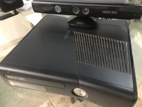 "xbox 360 com kinect" - Consoles de Vídeo Game no Brasil