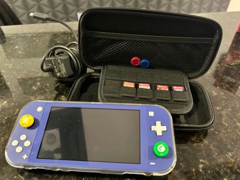 "nintendo switch portatil" - Consoles de Vídeo Game no Brasil