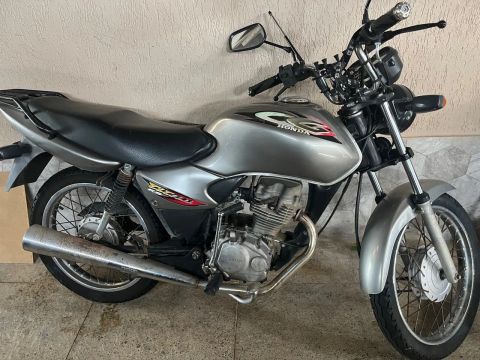 Motos HONDA CG 2001 no Brasil