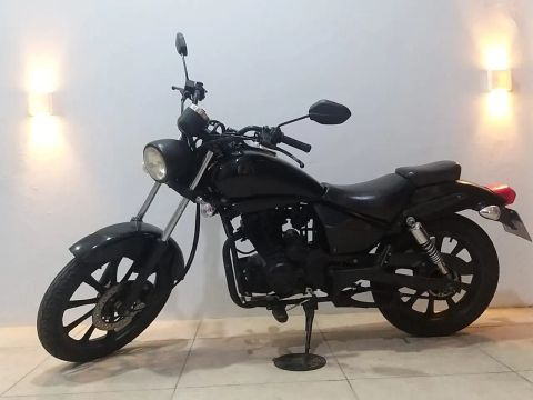 Motos DAFRA KANSAS no Brasil