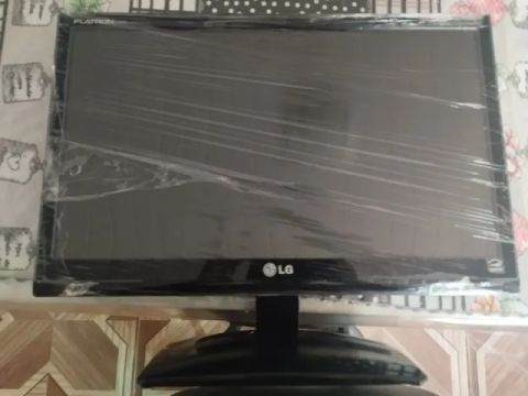 "monitor de pc 19 polegadas" - Monitores no Brasil