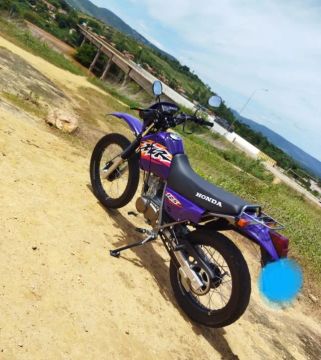 Motos HONDA XLR no Brasil