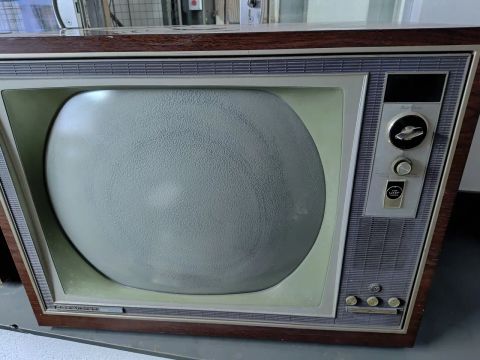 "tv de tubo antiga" - TVs no Brasil