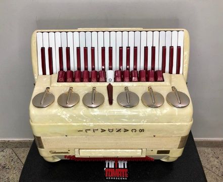 "acordeon quarta de voz" - Instrumentos musicais no Brasil